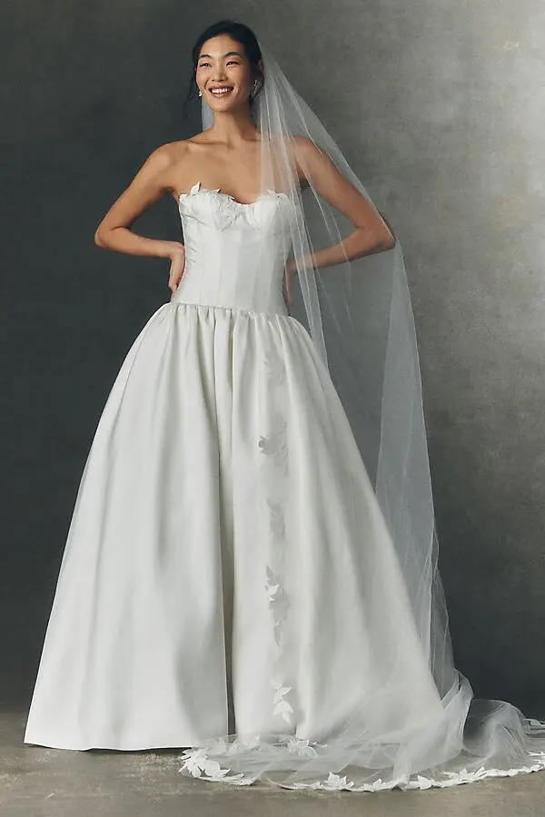 Watters Mora Motif Cathedral Veil - Ivory
