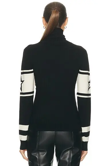 Perfect Moment Schild Sweater
