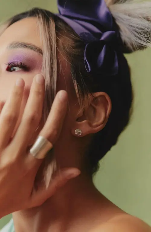 LOUPN Taegeuk Peace Stud Earrings