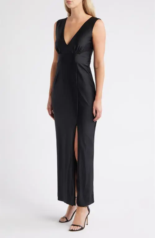 Julia Jordan Sleeveless Maxi Dress