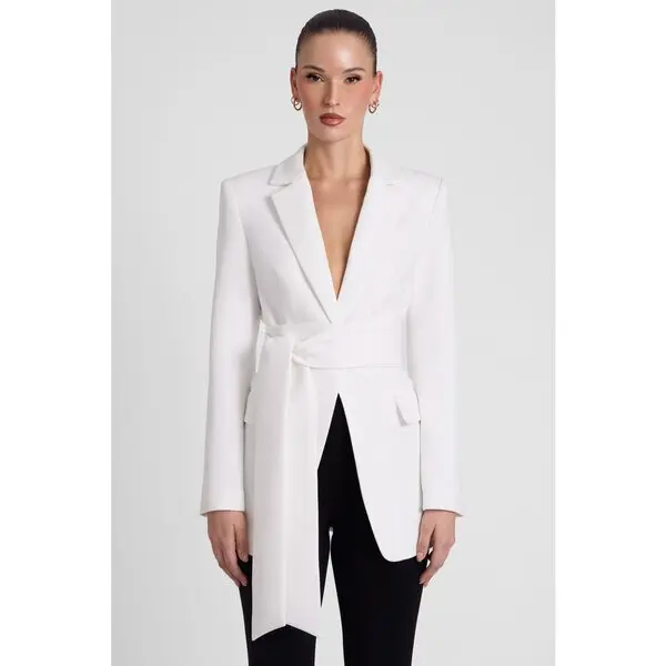 LEAU Classic Column Tailored Belted Blazer - White