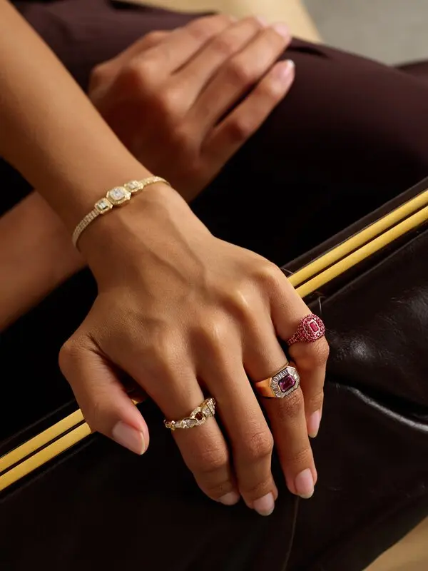 Shay 18-karat Rose Ruby Signet Ring