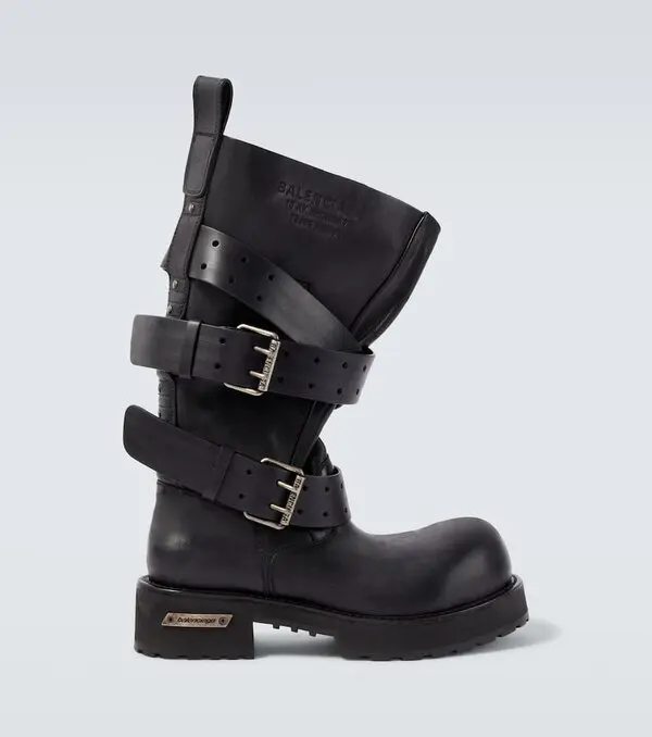 Balenciaga Leather Buckled Boots - Black