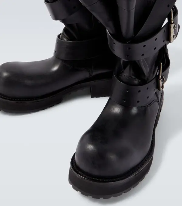 Balenciaga Leather Buckled Boots - Black