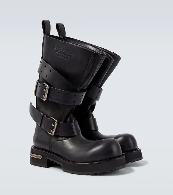 Balenciaga Leather Buckled Boots - Black