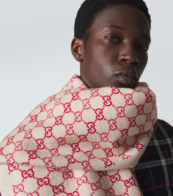 Gucci Gg Reversible Wool Jacquard Scarf