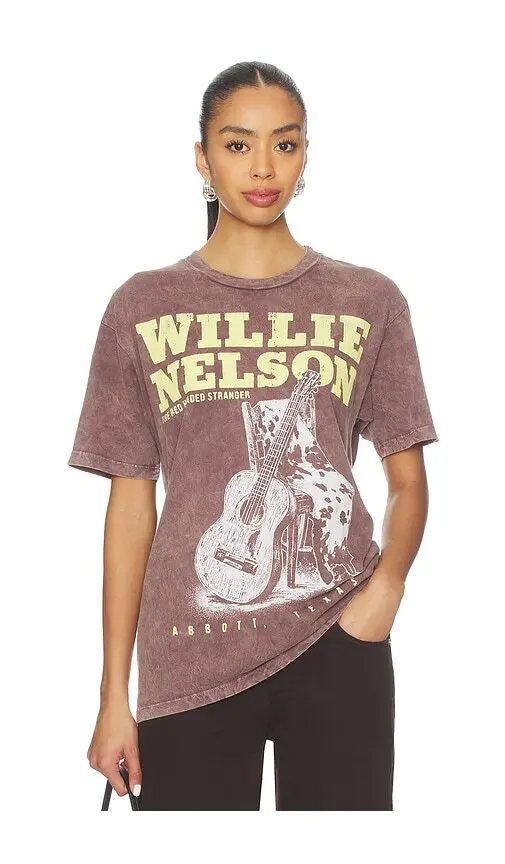 Daydreamer Willie Nelson Red Headed Stranger Weekend Tee