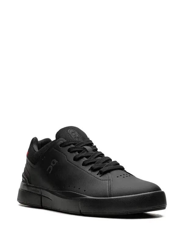 On The Roger Advantage Sneakers - Black