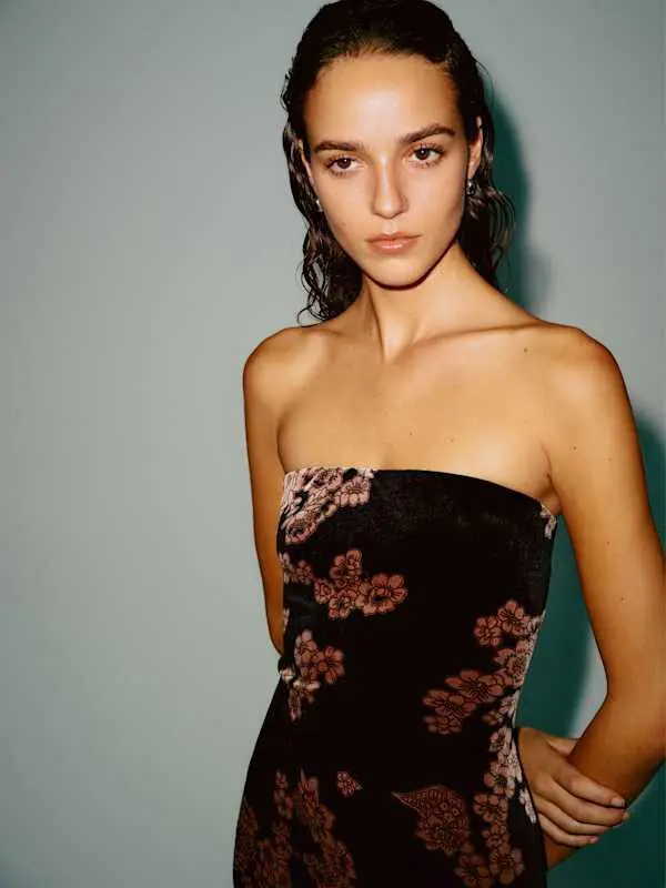 Reformation Ellison Knit Dress | Black Floral Velvet | Large