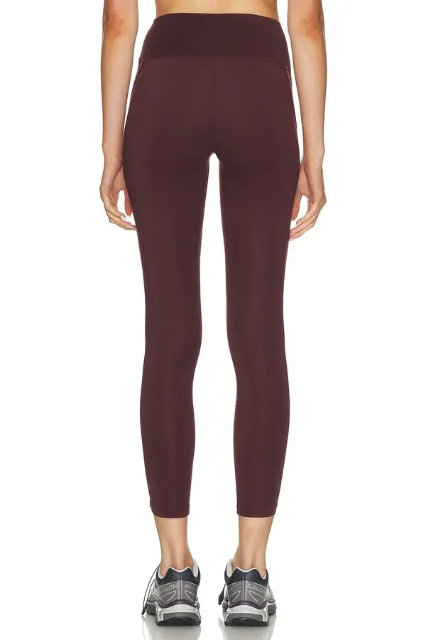 Nike High Waisted 7/8 Legging In Burgundy
