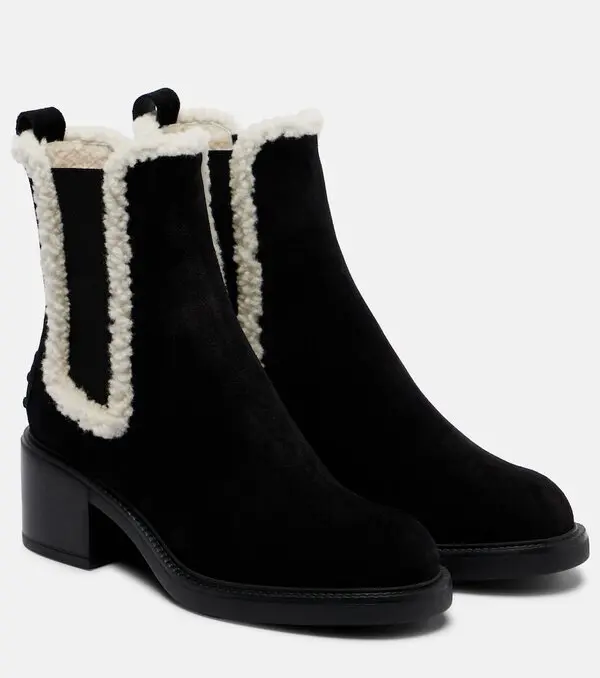 TOD'S Gommino Suede Chelsea Boots - Black