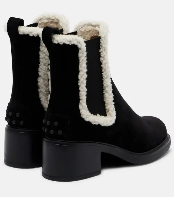 TOD'S Gommino Suede Chelsea Boots