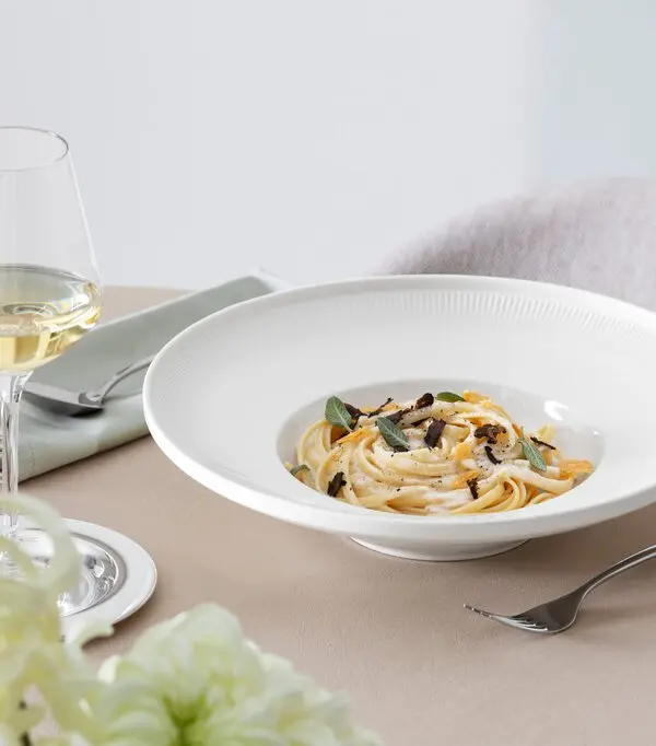 VILLEROY & BOCH Porcelain Afina Deep Plate