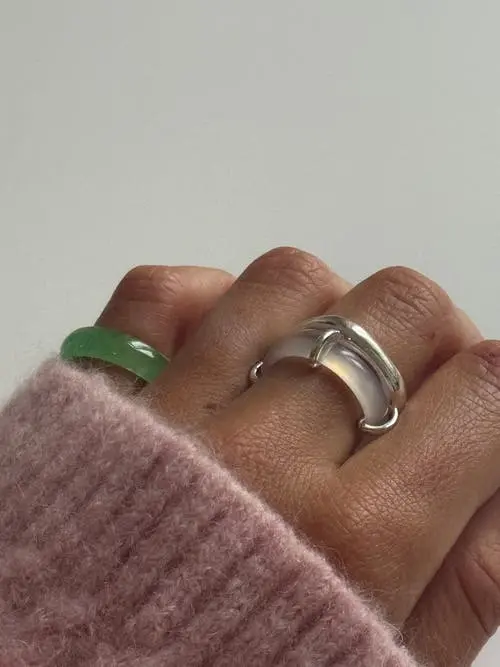 SEREE Cove Jade Stone Sculpted Ring - White