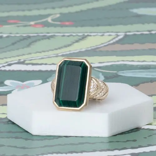 CAMPBELL + CHARLOTTE Spark Chevron Emerald Cut Cocktail Ring - Malachite & Diamond-gold