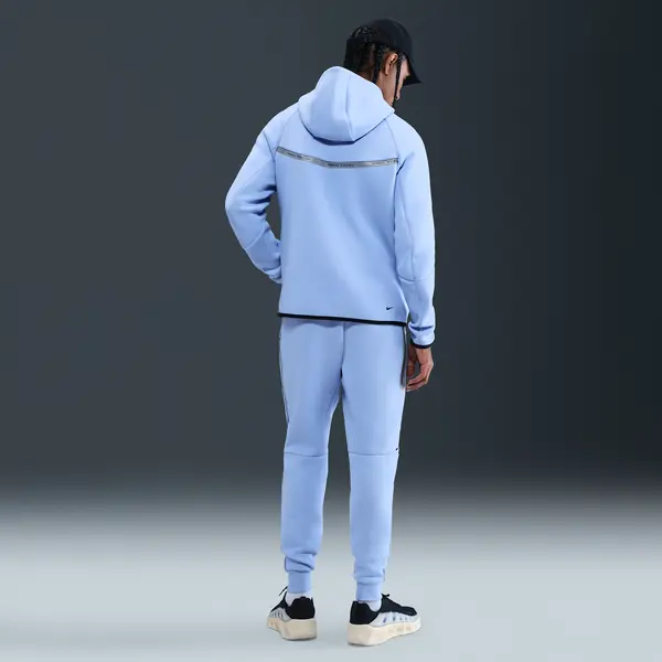 Nike Tech Full-zip Fleece Windrunner Jacket With Reflective Accents - Blue