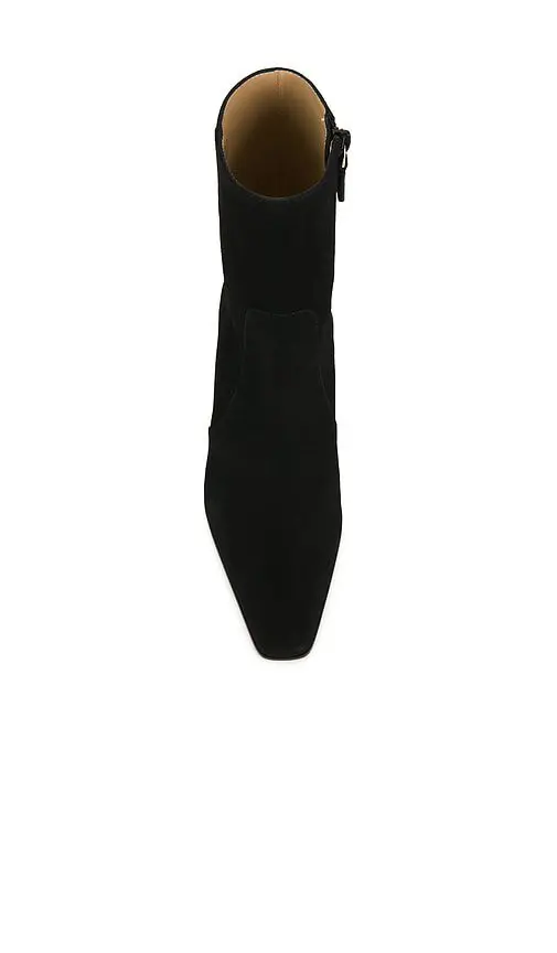 STUART WEITZMAN Stassi Zip Bootie 50