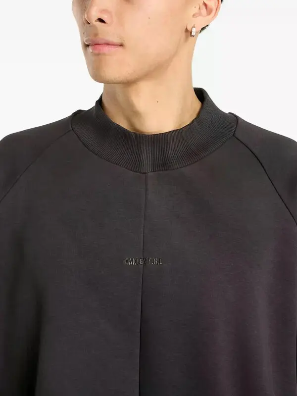 Oakley Long-sleeve Sweatshirt