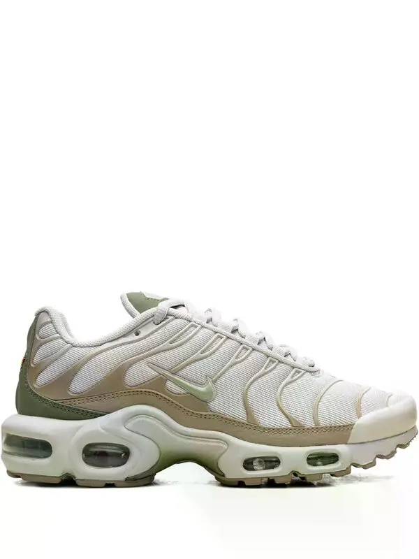 Nike Air Max Plus Sneakers - White