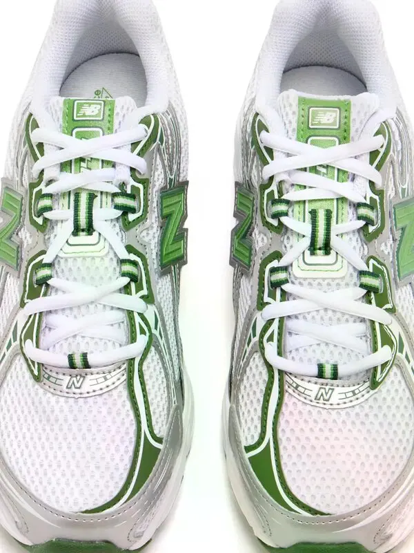 NEW BALANCE 740 Sneakers - White