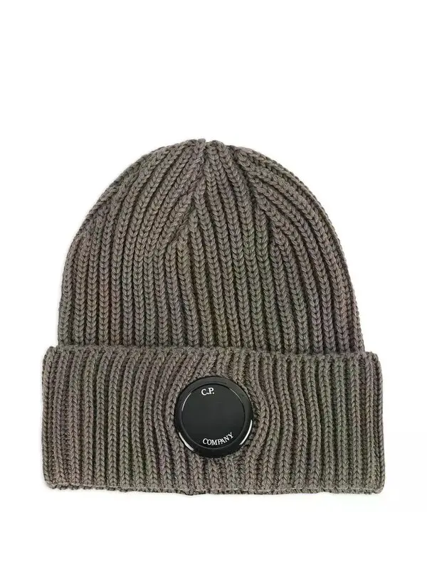 C.P. COMPANY Ribbed-detail Beanie With Logo Patch - Green