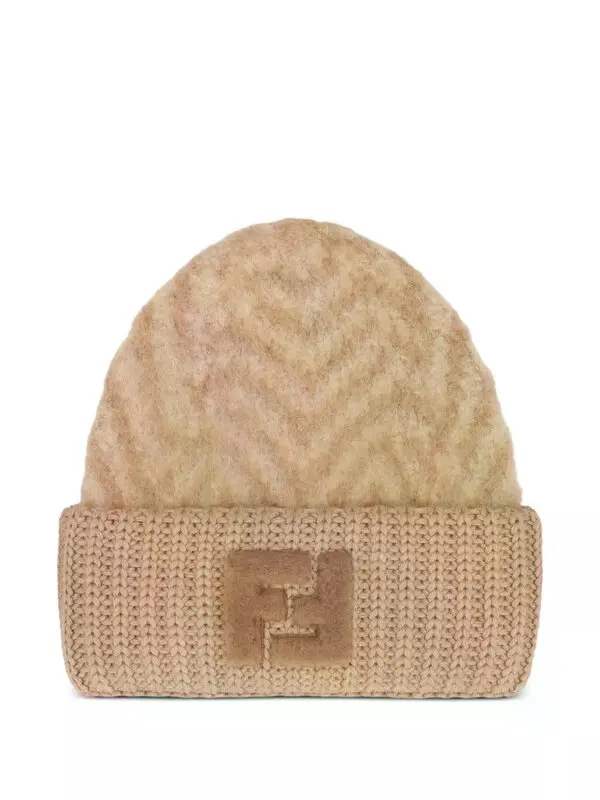 Fendi Chevron Ff Beanie - Neutrals