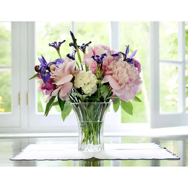 WILLIAM YEOWARD CRYSTAL Iris Vase, 4.75