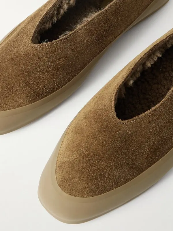 Le Monde Beryl Shearling-lined Suede Ballet Flats - Neutrals