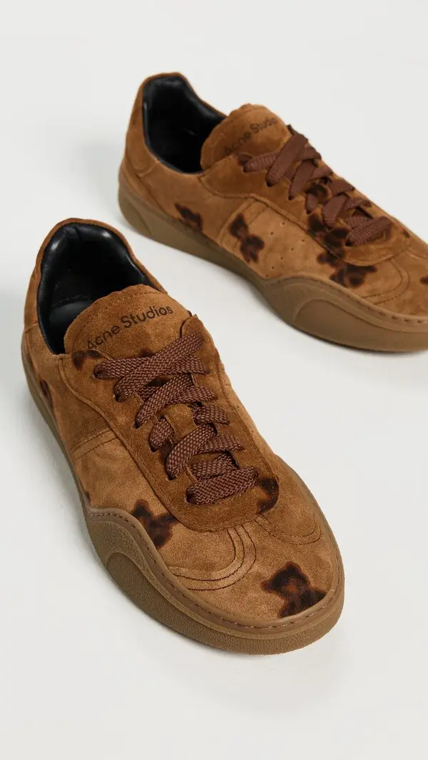Acne Studios Bear Print Sneakers - Rust Brown