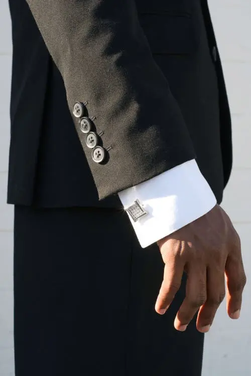CLASSICHARMS Atlas Square Grid Cufflinks