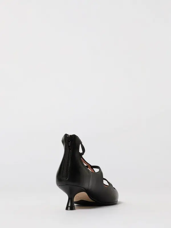 ANNA F. Pumps