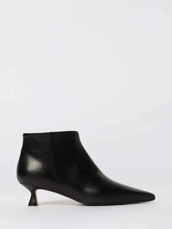 ANNA F. Ankle Boots