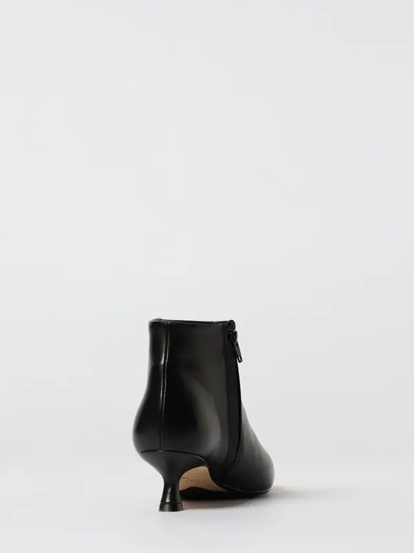 ANNA F. Ankle Boots