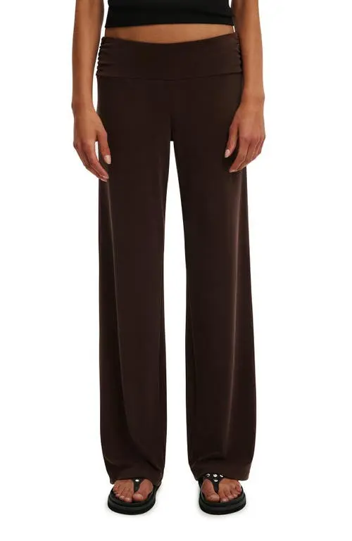 COTTON ON Relaxed Leg Pant - Dark Oak