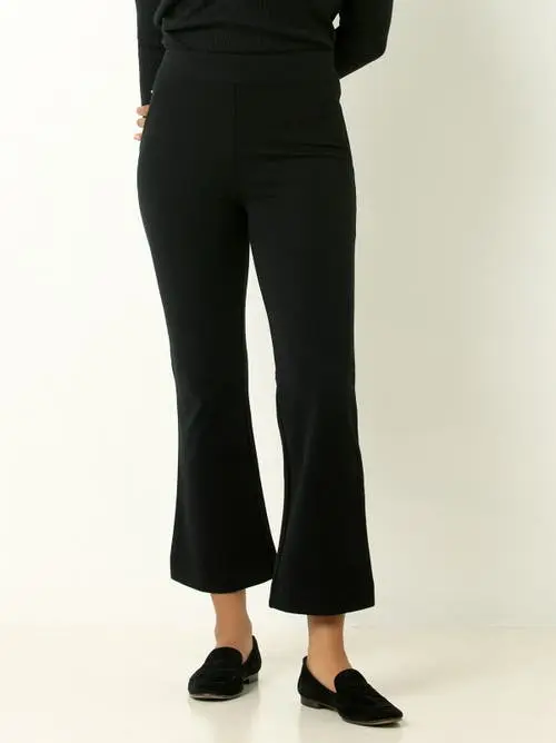 SINGLE STITCH Shaping Cropped Kick Flare Pant - Black