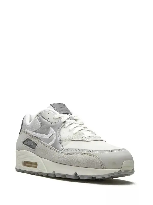 Nike Air Max 90 Sneakers