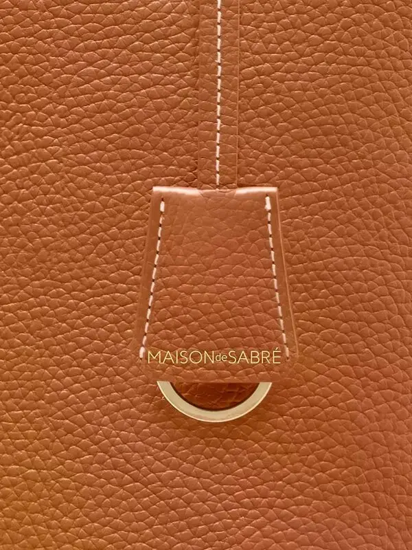 MAISON DE SABRE Tall Leather Tote