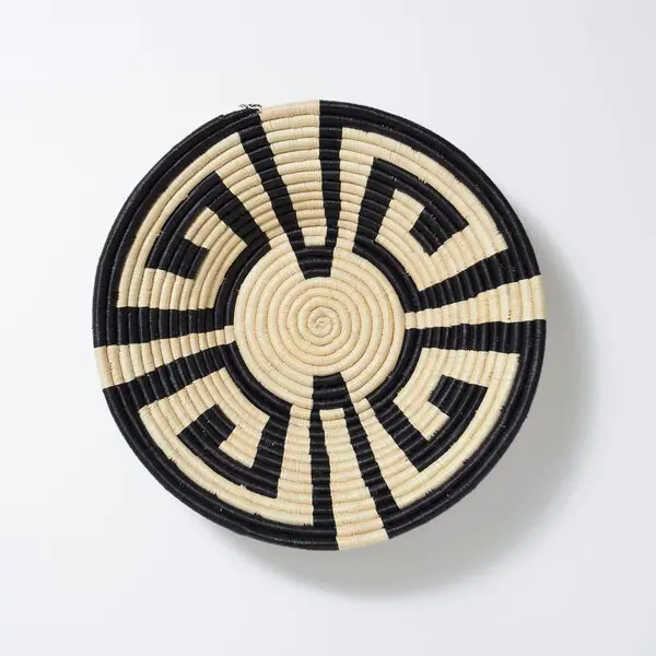 MAADILI COLLECTIVE Intersect Basket