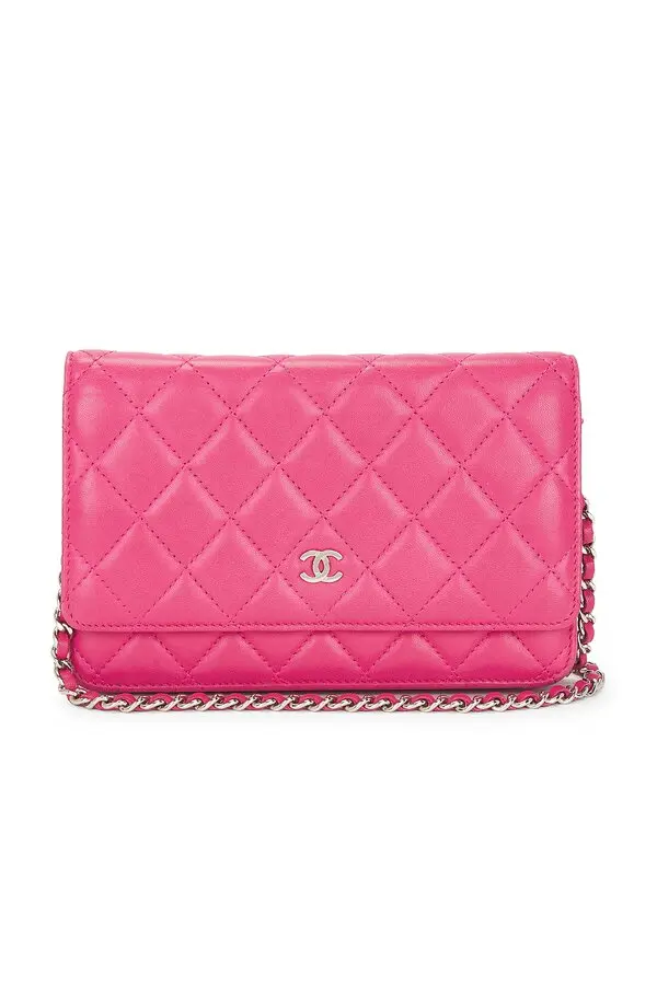 Chanel Lambskin Wallet On Chain - Pink