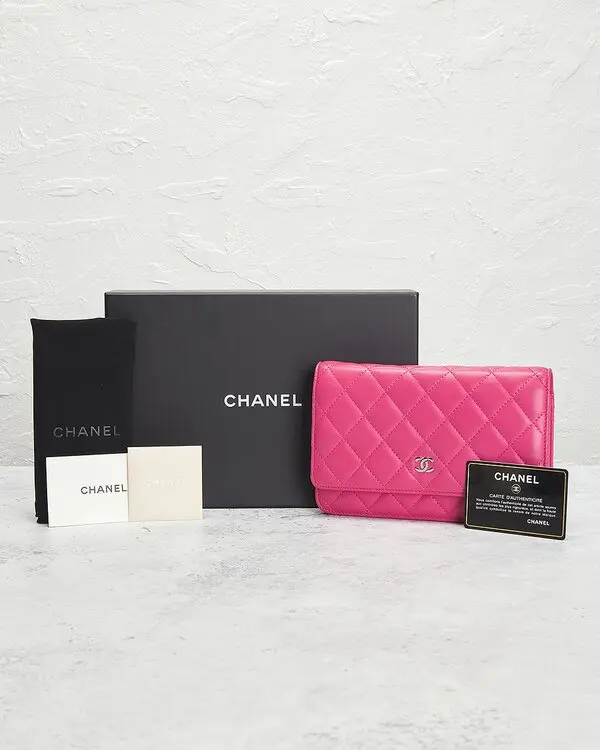 FWRD RENEW Chanel Lambskin Wallet On Chain