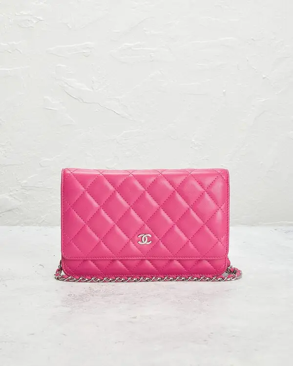 FWRD RENEW Chanel Lambskin Wallet On Chain