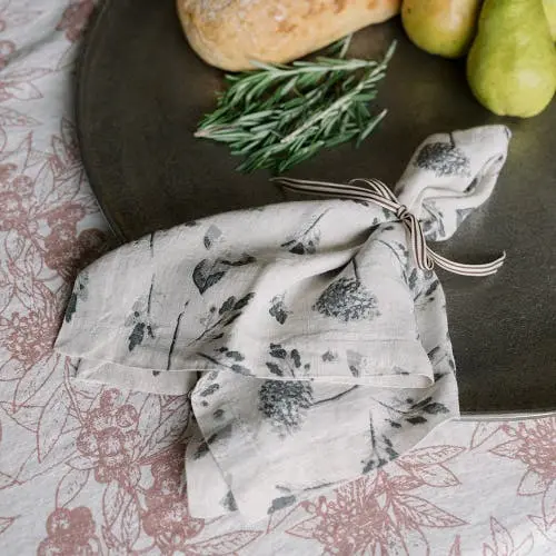 CG HUNTER Floral Napkins