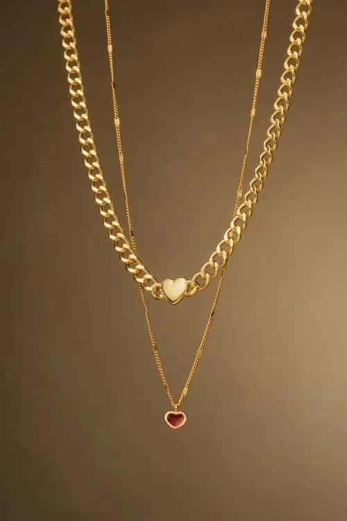 KATIE LOXTON Allure Waterproof Heart Chain Necklace