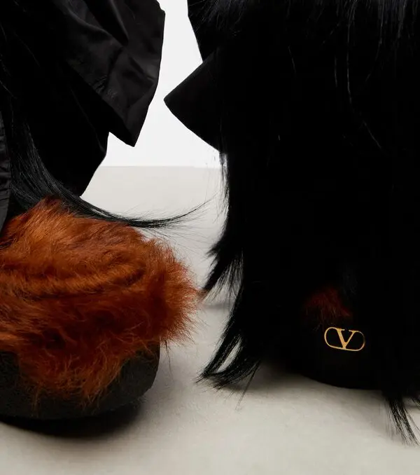 Valentino Garavani Shearling Snow Boots