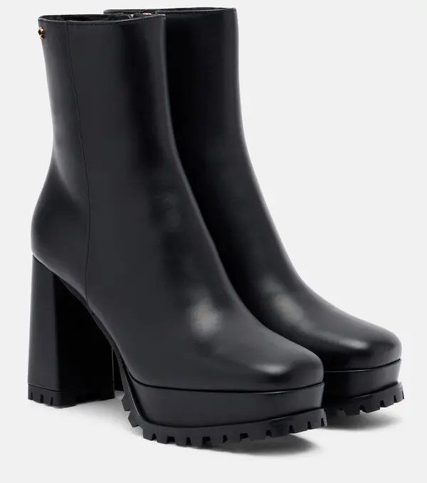 GIANVITO ROSSI Leather Platform Ankle Boots - Black