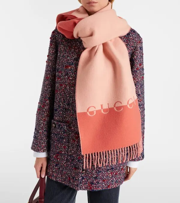 Gucci Logo Wool And Cashmere Scarf - Pink