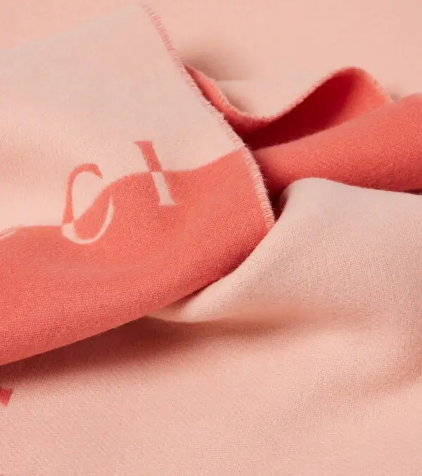 Gucci Logo Wool And Cashmere Scarf - Pink