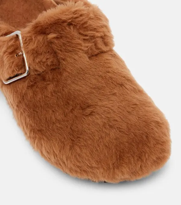 BIRKENSTOCK Boston Shearling Clogs - Brown