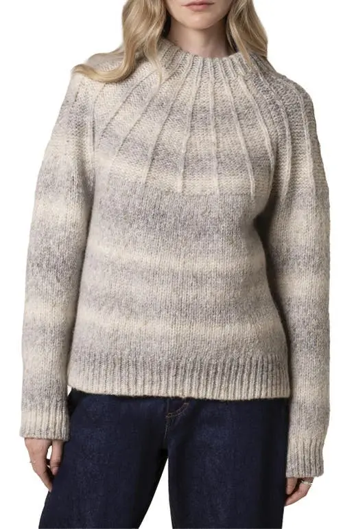 CELTIC & CO. Sunbeam Stitch Yoke Sweater