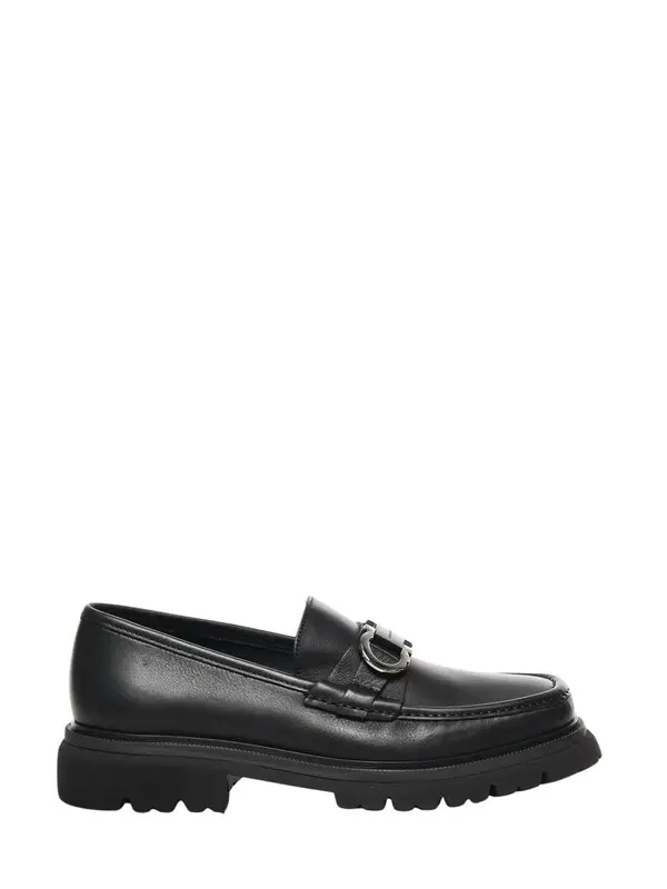 FERRAGAMO Gancini Loafer